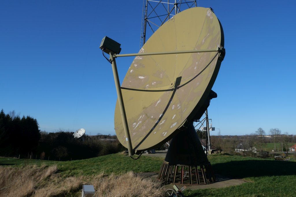 DL0SHF - Images and Information